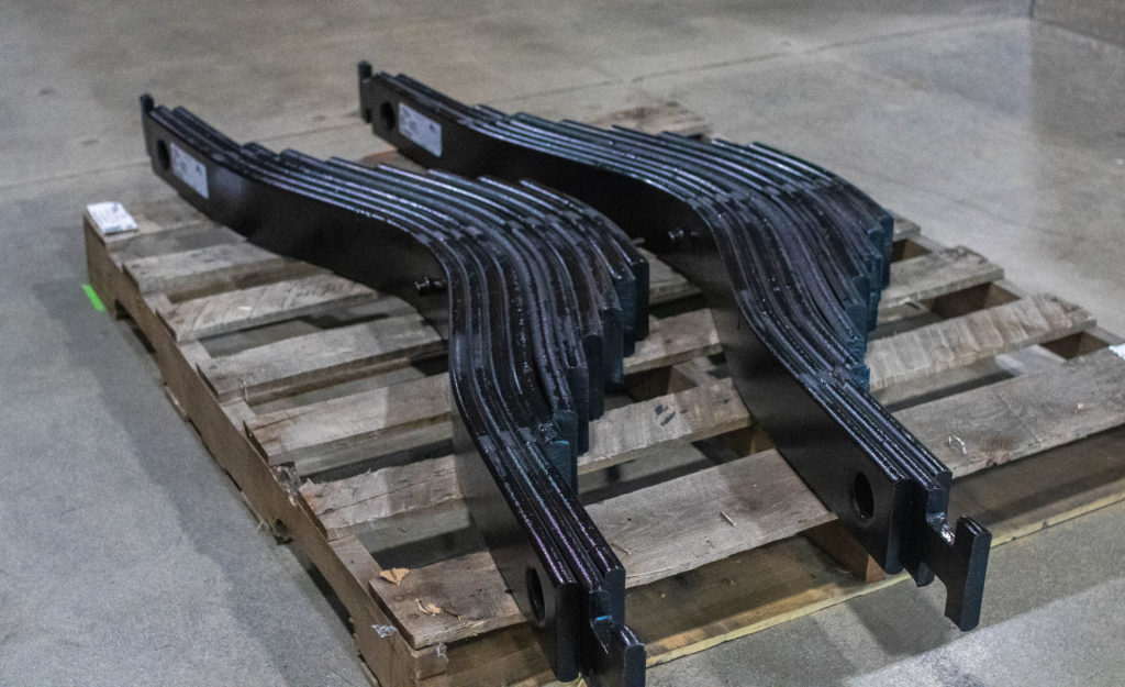 Mack "Camelback" Rear Leaf Springs - Standard Spring